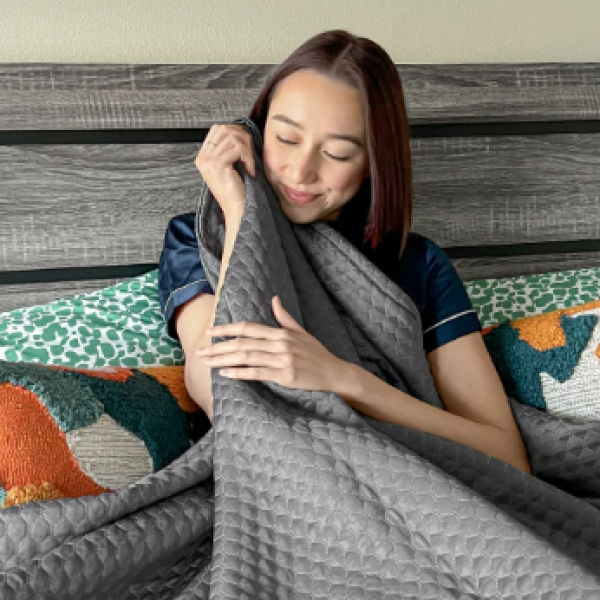 Find your perfect sleeping temperature with HILU. Find your perfect sleeping temperature with HILU.